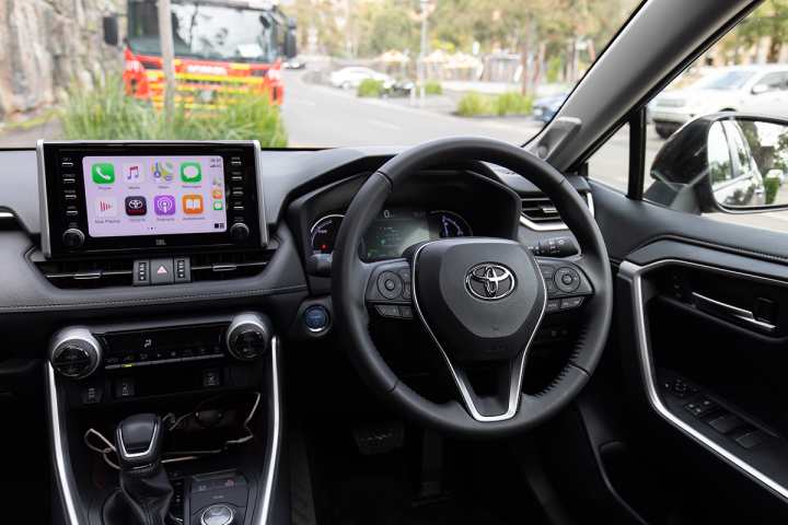 2021 toyota rav4 cruiser hybrid store